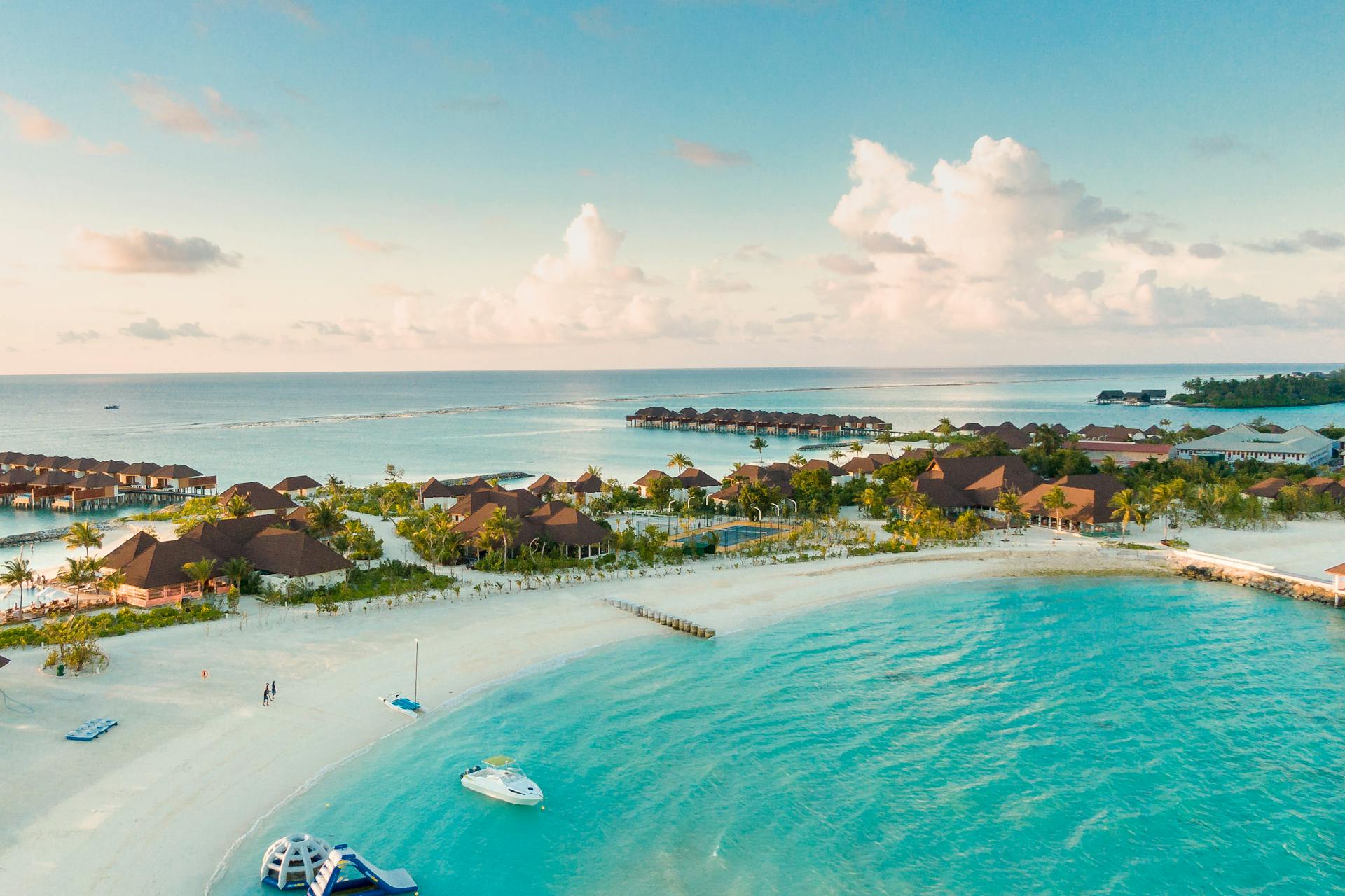 LAST MINUTE! Flights from European cities to MALDIVES from €127 one way ...